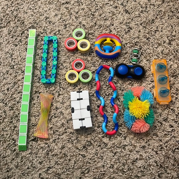 Toys | 11 Random Fidget Toys | Poshmark